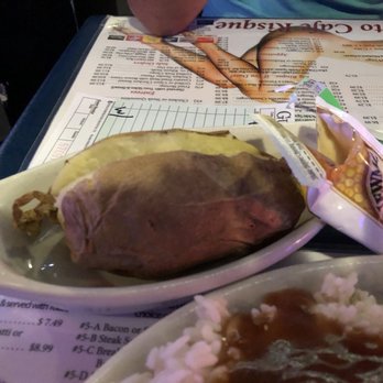 CAFE RISQUE - Updated October 2025 - 32 Photos & 70 Reviews - 17035 SE ...