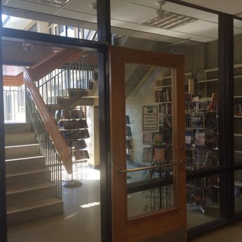 KELLEY LIBRARY - Updated October 2025 - 10 Photos - 234 Main St, Salem ...