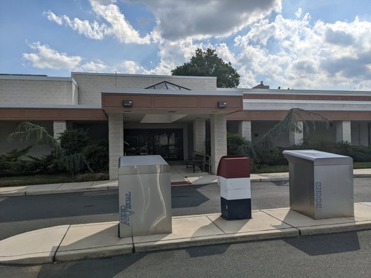 MOUNT LAUREL LIBRARY - Updated November 2025 - 24 Photos & 12 Reviews ...