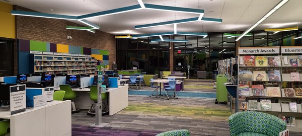 CAROL STREAM PUBLIC LIBRARY - Updated October 2025 - 57 Photos & 15 ...