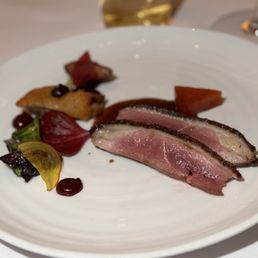LE PAVILLON - Updated October 2025 - 1500 Photos & 276 Reviews - One ...