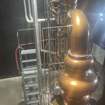 BIG MACHINE BREWERY & DISTILLERY - Updated December 2025 - 162 Photos ...