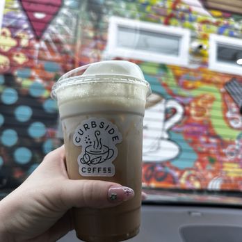 CURBSIDE ON THE RUN - Updated 2024 - 99 Photos & 158 Reviews - 1101 ...