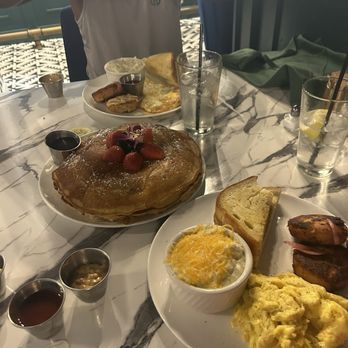 BREAKFAST AT BARNEYS - Updated July 2024 - 2850 Photos & 1930 Reviews ...