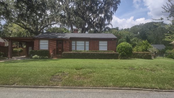 GRACE LAWN CARE SERVICES - Updated May 2026 - 10 Photos - Jacksonville ...