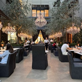 RH TORONTO | THE GALLERY AT YORKDALE - Updated December 2025 - 302 ...