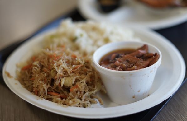 ABUHAN - Updated August 2025 - 32 Photos & 30 Reviews - 1258 S Highland ...