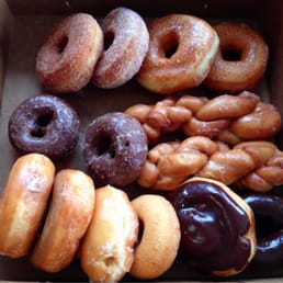 CAROL LEE DONUTS - Updated October 2025 - 87 Photos & 238 Reviews ...