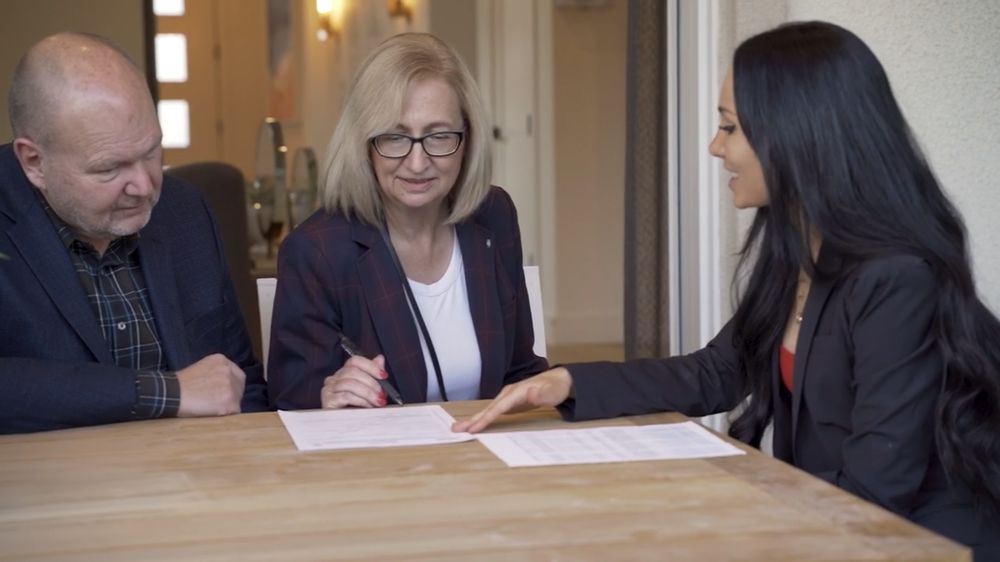 MAXINE PECK - KELLER WILLIAMS SOUTHERN NEVADA - Real Estate Agents ...