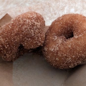 DOUGHNUTTERY - Updated July 2024 - 777 Photos & 582 Reviews - 425 W ...