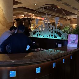 THE CHEESECAKE FACTORY - Updated July 2025 - 853 Photos & 890 Reviews ...