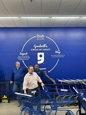 GOODWILL - Updated September 2025 - 210 E Bell Rd, Phoenix, Arizona ...