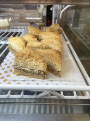 MARTINHO’S BAKERY AND DELI - Updated December 2025 - 32 Photos & 89 ...