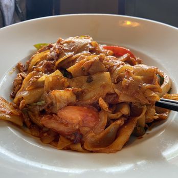 THAI BLOOM! - Updated August 2024 - 742 Photos & 666 Reviews - 333 NW ...