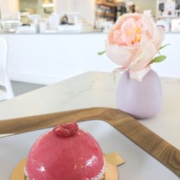 ESTELLE BAKERY & PÂTISSERIE - 1546 Photos & 692 Reviews - 2530 Arden Wy ...