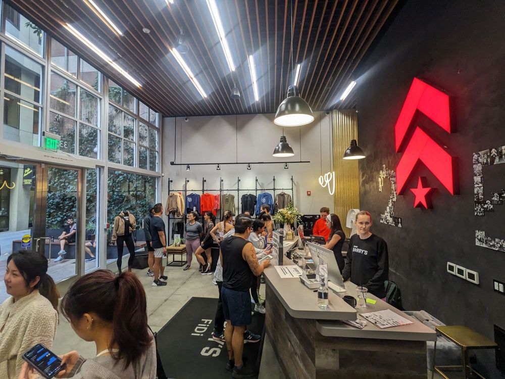 BARRY’S FIDI - Updated January 2026 - 135 Photos & 106 Reviews - 333 ...