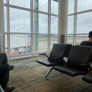 OAJ- ALBERT J. ELLIS AIRPORT - 75 Photos & 70 Reviews - 264 Albert J ...