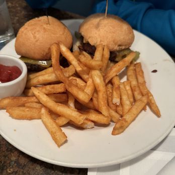 KINLEY’S RESTAURANT & BAR - Updated January 2025 - 364 Photos & 280 ...