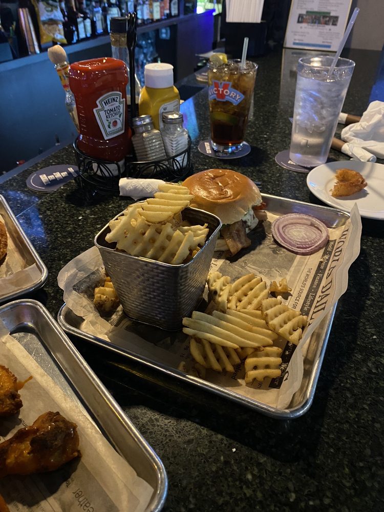 THE PUB AT ST GEORGE - Updated July 2024 - 48 Photos & 114 Reviews ...