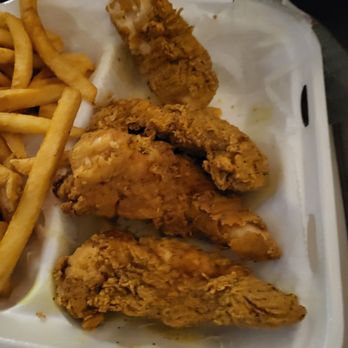 HUNCHO’S FRIED CHICKEN & BURGERS - Updated October 2025 - 101 Photos ...