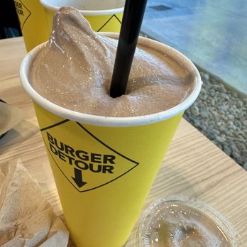 BURGER DETOUR - Updated July 2025 - 48 Photos & 65 Reviews - 18308 ...