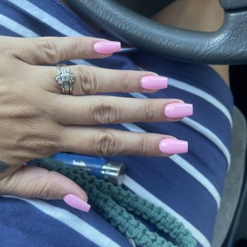 LUCKY NAILS & BEAUTY BAR - Updated January 2026 - 66 Photos & 35 ...