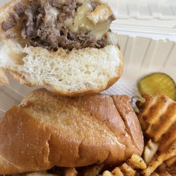 DA BURGER WING HUB - Updated December 2024 - 246 Photos & 89 Reviews ...