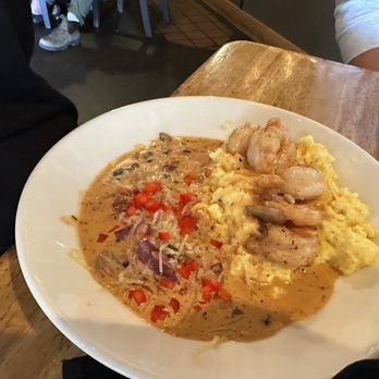 THE LOCAL - Updated May 2024 - 578 Photos & 688 Reviews - 179 Howard St ...