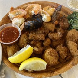RUSTIC INN CRABHOUSE - 3187 Photos & 2123 Reviews - 4331 Anglers Ave ...