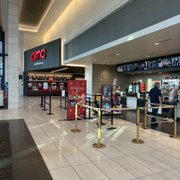AMC DINE-IN SUNNYVALE 12 【371 Photos & 108 Reviews】 150 E. McKinley Ave ...