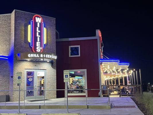 WILLIE’S GRILL & ICEHOUSE - 115 Photos & 47 Reviews - 19200 S I-35 ...