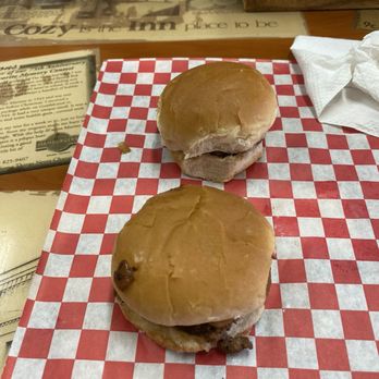 COZY INN - Updated January 2026 - 285 Photos & 374 Reviews - 108 N 7th ...