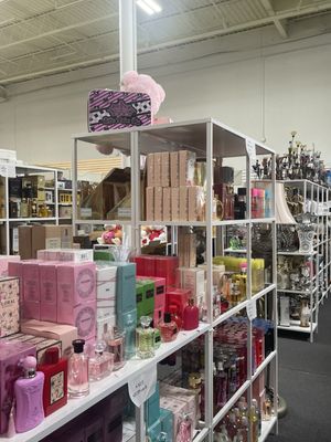 HARWIN OUTLET MALL - Updated December 2025 - 29 Photos & 17 Reviews ...