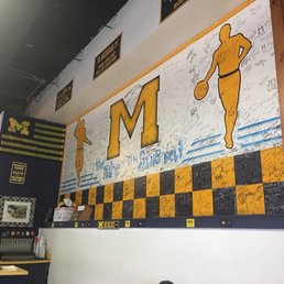 MAIZE N BLUE DELI - Updated October 2025 - 121 Photos & 189 Reviews ...
