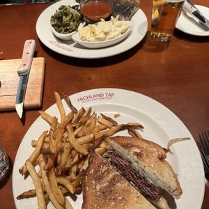 HIGHLAND TAP - 269 Photos & 363 Reviews - 1026 N Highland Ave NE ...