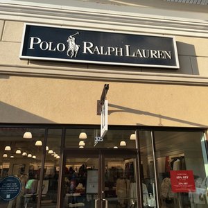 NORFOLK PREMIUM OUTLETS - 412 Photos & 124 Reviews - 1600 Premium ...