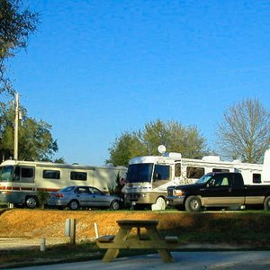 TROPIC HIDEAWAY RV RESORT - Updated July 2025 - 18 Photos - 2252 Creek ...