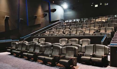 SHOWCASE CINEMA DE LUX - Updated December 2025 - 11 Photos & 39 Reviews ...