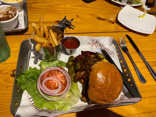BOMBSHELLS RESTAURANT & BAR - Updated December 2024 - 266 Photos & 510 ...