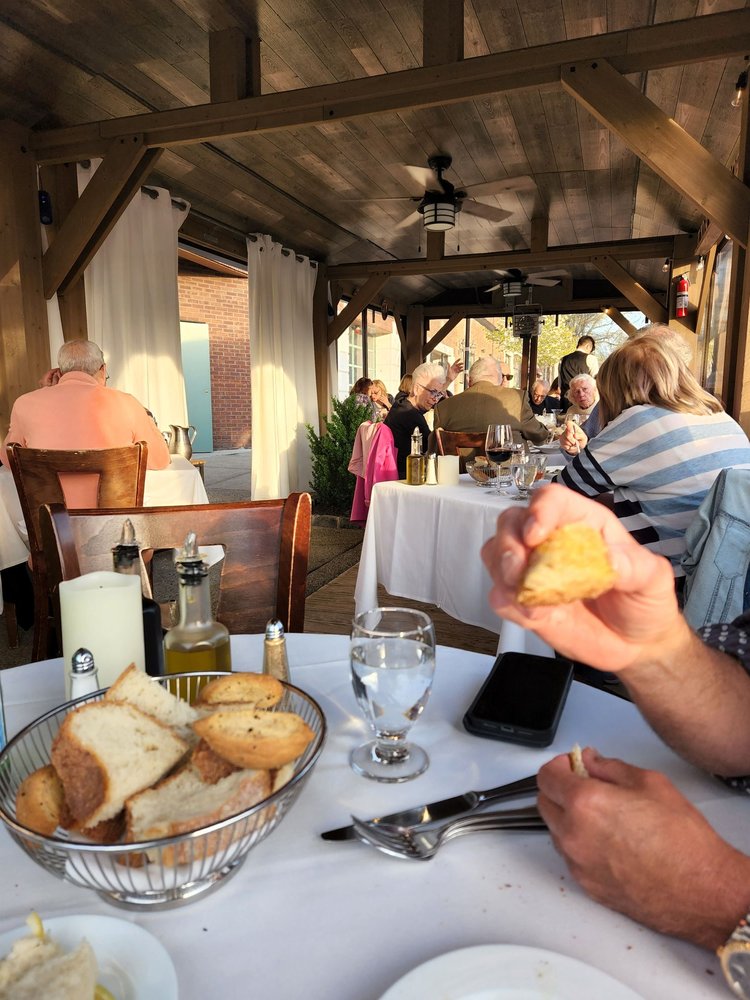 IL TOSCANO RISTORANTE - 308 Photos & 243 Reviews - 4205 235th St ...