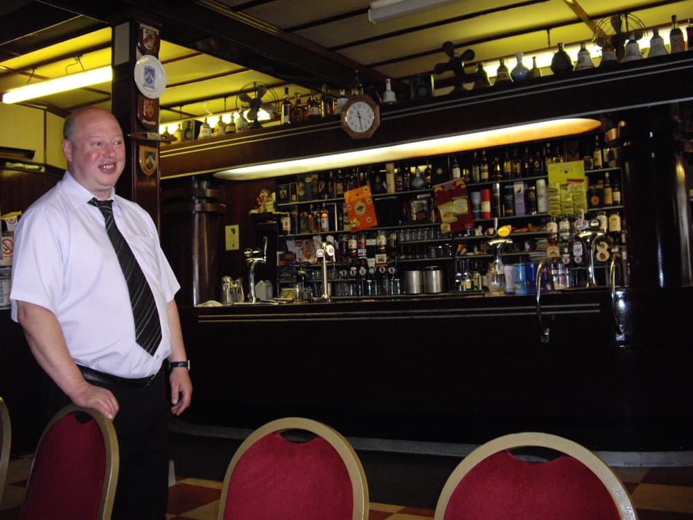 THE STEPS BAR - Updated July 2025 - 13 Photos & 11 Reviews - 62 ...