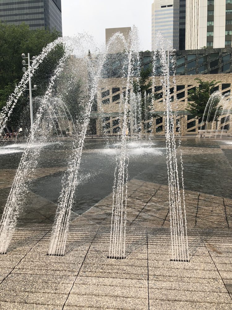 SIR WINSTON CHURCHILL SQUARE - 97 Photos & 26 Reviews - 100 Street NW ...
