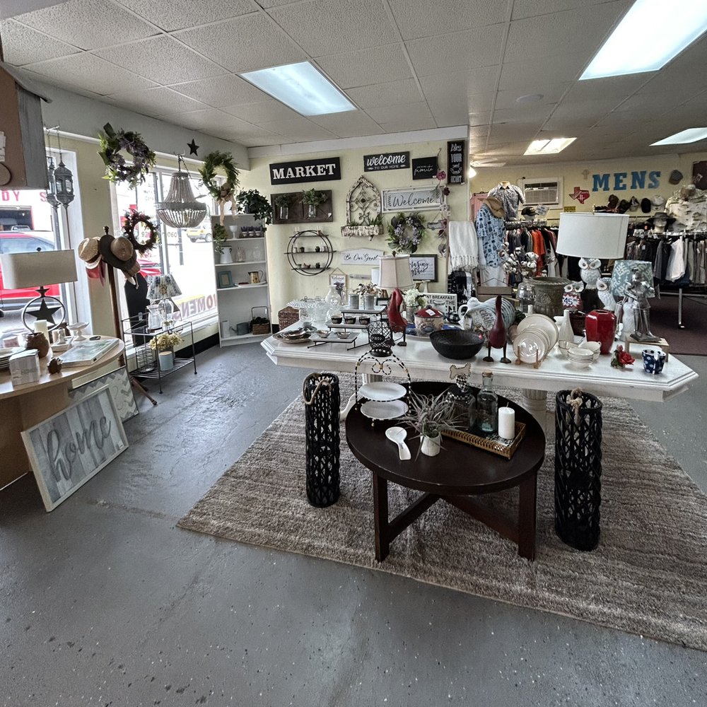 BARBARAS RESALE SHOP - Updated July 2025 - 20 Photos & 17 Reviews - 511 ...