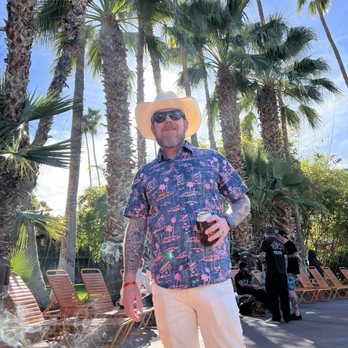 CALIENTE TROPICS RESORT - Updated August 2024 - 1041 Photos & 905 ...