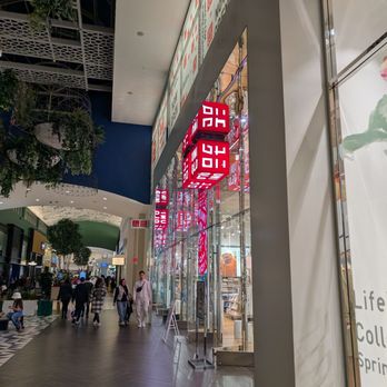 UNIQLO - Updated October 2025 - 40 Photos & 15 Reviews - 303 Memorial ...