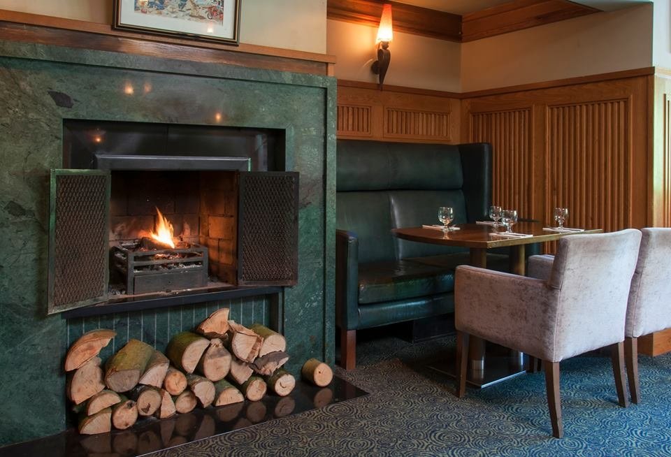 THE GRASSHOPPER INN - Updated March 2024 - 12 Photos - Main Street ...