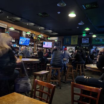 GROGGS TRADITIONAL IRISH PUB - Updated August 2024 - 134 Photos & 137 ...