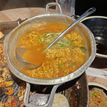 PIGYA - Updated August 2024 - 933 Photos & 438 Reviews - 3400 W 8th St ...