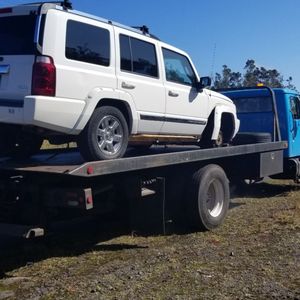 DE LUZ CHEVROLET - Updated January 2026 - 28 Reviews - 165 Wiwoole St ...