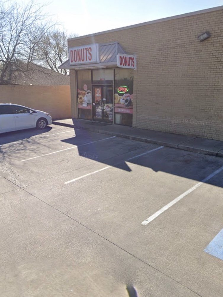 DONUT PALACE - 9670 Plano Rd, Dallas, Texas - Donuts - Yelp